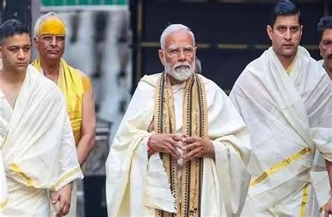 Spg कमांडो को धोती कुर्ता में देखा है कभी केरल के इस वीडियो में हो रहा ये दावा जानें