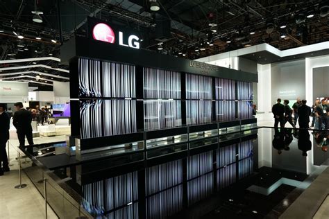 CES LG OLED Wave LG SIGNATURE OLED TV R And The Fountain LG NEWSROOM