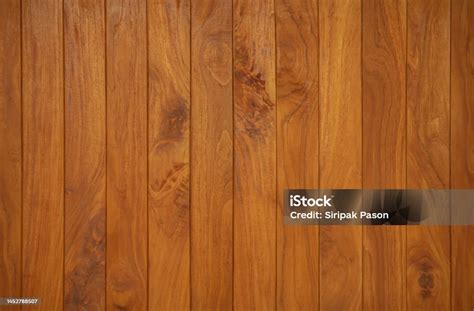 벽의 오래 된 갈색 나무 질감 배경 빈티지 어두운 나무 판자 오크 고르지 않은 질감의 소박한 그런지 나무 나뭇결 사각형 가구로 장식 표면 보드 자연 패턴을 디자인합니다 0