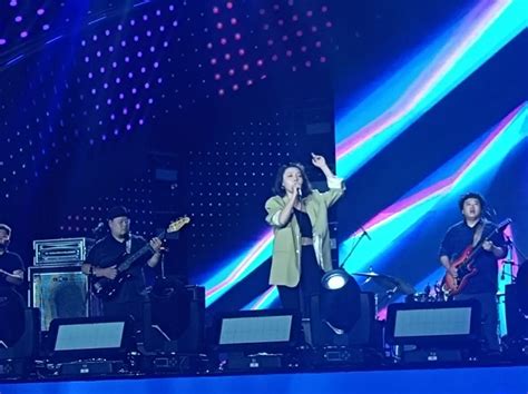 苏泰 On Linkedin 时代光华苏泰每日新动态 科技向北大中关，燃爆的天空音乐节，从会议室出来看着杨楠总和宣鸿总，我问杨楠总今天穿的这么帅气，是不是要跑马拉松，杨楠总是不是太…