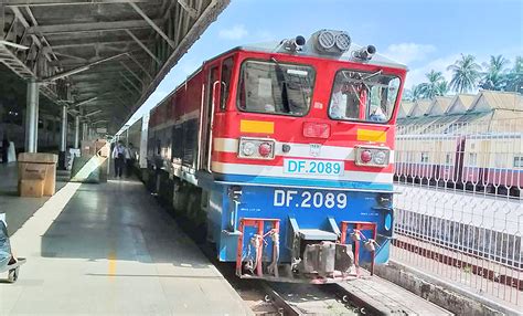 မြန်မာ့မီးရထားမှ တန်ဆောင်တိုင် ရုံးပိတ်ရက်ကာလအတွင်း ခရီးသွားမိဘပြည်သူများ၊ ဌာနဆိုင်ရာ ဝန်ထမ်းမ