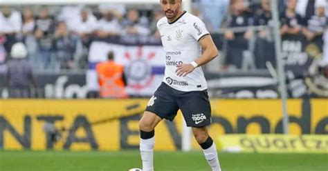 Fluminense Tem Interesse Em Renato Augusto Do Corinthians