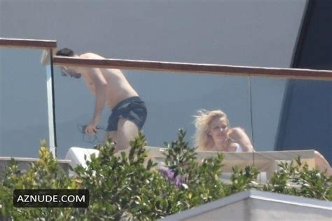 Pamela Anderson And Adil Rami Enjoy A Sunny Day At Their Malibu Mansion