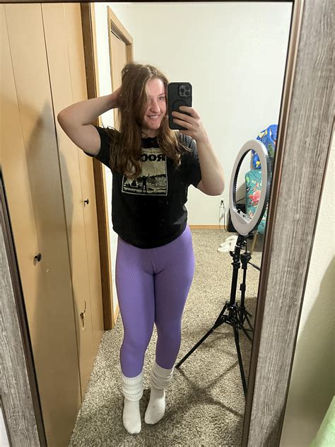 Just Some Surprises Always In These Leggings Rcameltoe
