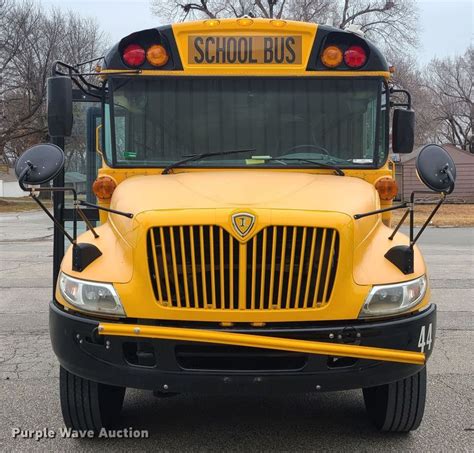 2006 Ic Ce300 School Bus In Raytown Mo Item Jg9572 Sold Purple Wave