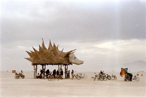 조울증 환자에게 감정 표현을 장려하는 방법에 대한 간호사의 역할