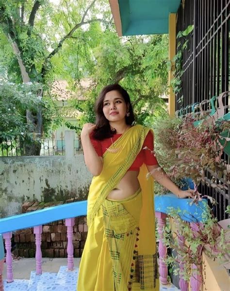 Beautiful Cute Assamese Busty Girl Showing Big Boobs And Hairy Pussy Pics Set