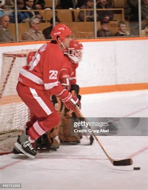 Reed Larson Photos And Premium High Res Pictures Getty Images