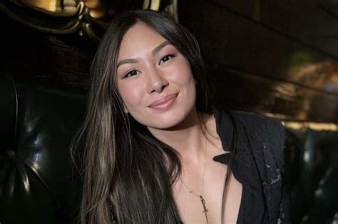 Qui Est Lucy Guo Découvrez La Programmeuse Qui A Dépassé La Fortune Milliardaire De Taylor