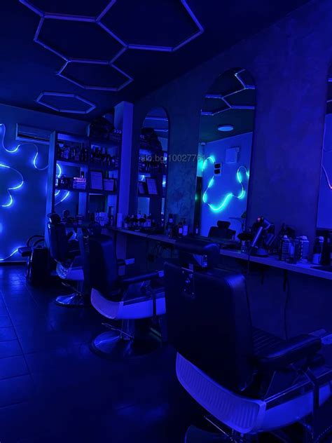 Бургас бръснар фризьор Бръснар Барбершор Rich Man Фирма Трудов договор Салони за красота Подходящ