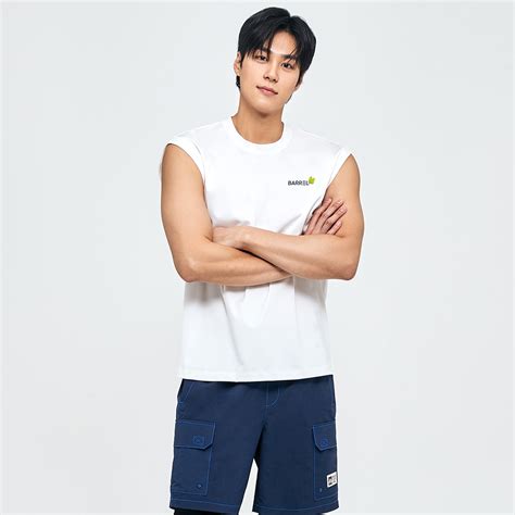 배럴 맨 트로피컬 슬리브리스 래쉬가드 오프화이트 B4smwrg106owt 남자 비치웨어 가나스윔