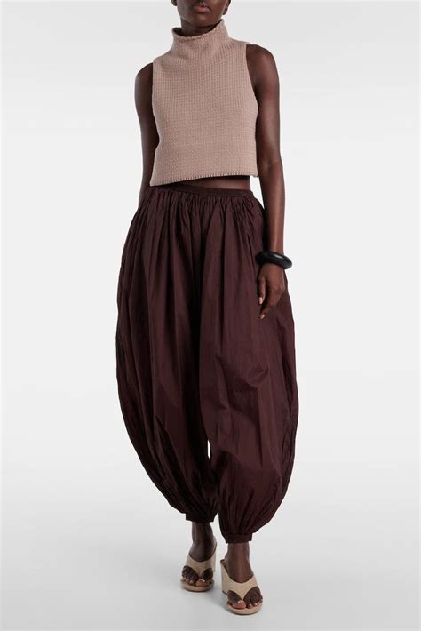 Balloon Pants Are The Must Have Summer 2025 Trend—heres Why