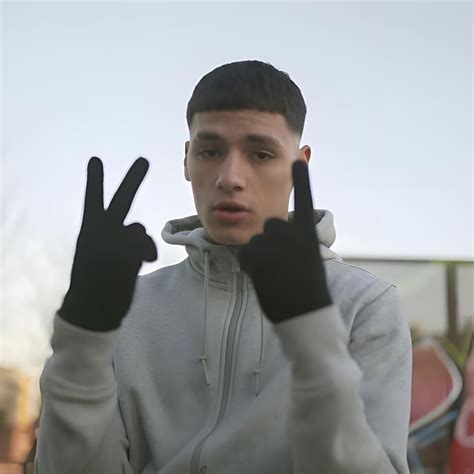 SI FA SOL ESCALA DE FA TRADUÇÃO Beny Jr LETRAS MUS BR