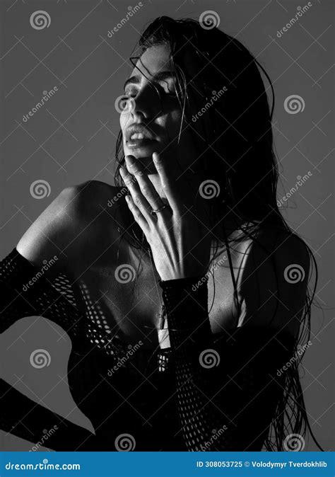 Cara De Mujer Retrato De Modelo Sensual Joven Imagen De Archivo