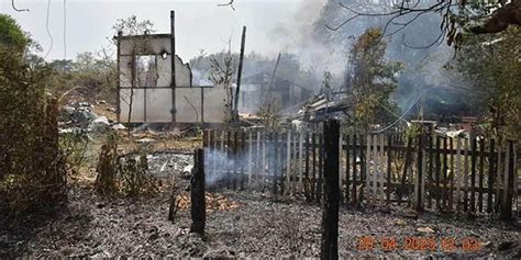 စစ်တပ်မီးရှို့သဖြင့် ထီးလင်းကျေးရွာ ၂ ရွာက နေအိမ် ၃၀ ကျော်ပျက်စီး၊ ကလေးမြို့ ခံ ၂ ဦးကို စစ်တပ်က