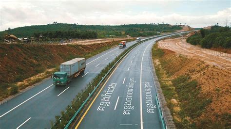 ក្រសួងសាធារណការ និងដឹកជញ្ជូនសូមធ្វើការក្រើនរំលឹកដល់បងប្អូនអ្នកបើកបរលើផ្លូវល្បឿនលឿន