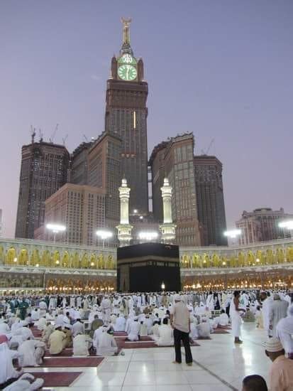 العلم نور والجهل عار اللهمّ إني أسألك التوفيق لمحابّك من الأعمال وصدق