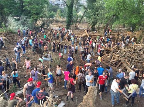 9 წელი 13 ივნისის ტრაგედიიდან ზაფხულის წვიმა რომელიც დიდი სტიქიის მიზეზი გახდა და ადამინების