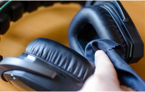 C Ch V Sinh Tai Nghe Headphone In Ear Earbud S Ch Nh M I