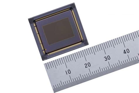 佳能研发出全新CMOS 具备夸张的24级动态范围 泡泡网