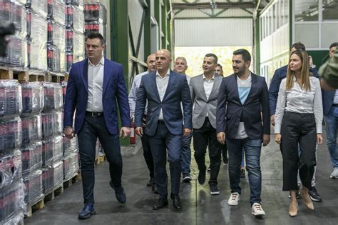 Како општествено одговорна компанија решивме да ја прифатиме