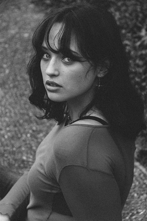 Lola Select Paris Select Model Management