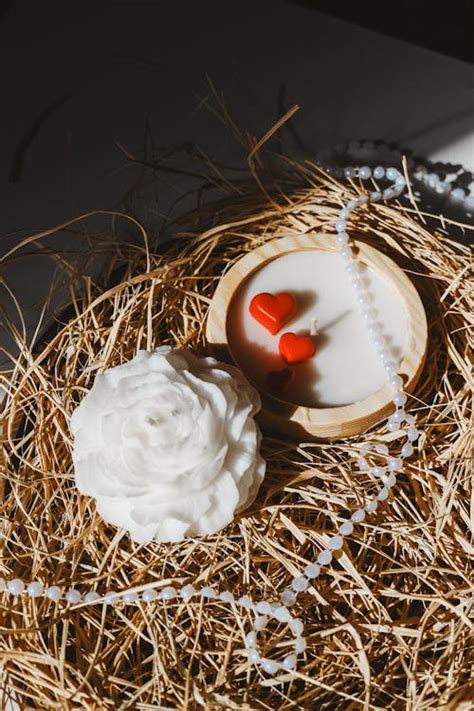 감상적 인 공예 그림자 낭만적 인 선물 낭만적인 독특한 따뜻한 음색 따뜻한 조명 러스틱 로맨스 밀랍 발렌타인 부드러운 조명 빨간 마음 빨대 사랑