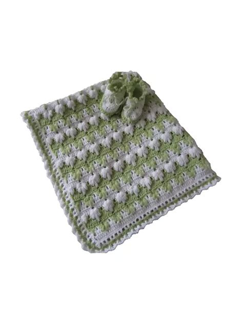 е онлайн магазин предлагащ текстил ръчно изработени детски дрехи качествени стоки