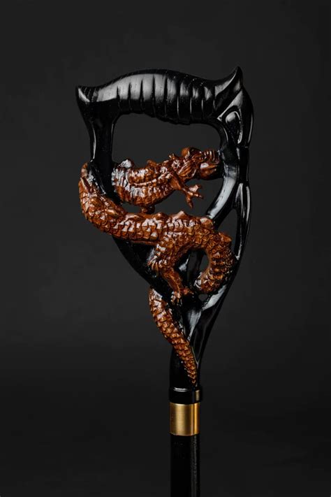 Unique Dragon Handle Walking Cane Fashionable Wooden Walking Cane Wooden Walking Canes
