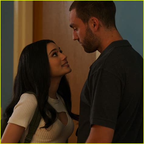 Tell Me Lies Season Cast Stars Returning Actor Joining The Series Alicia Crowder