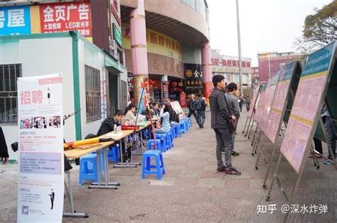 工地用工荒月入过万招人却只写日薪问题出在哪 知乎