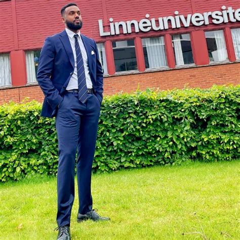 Efter Tre års Utbildning Så Kan Jag Nu äntligen Kalla Mig För En Ingenjör Den Största