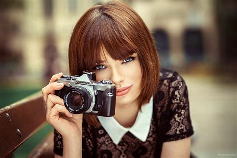 Download Model Blue Eyes Short Hair Brunette Depth Of Field Woman Marie Grippon Hd Wallpaper By