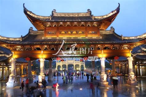 重庆大足石刻世界遗产博览园夜景 人民图片网