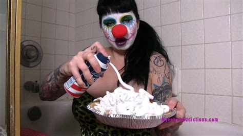 Clown Pied In The Face And Tits Mov My Fetish Addictions
