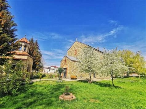 ხაშურის წმიდა ბარბარეს სახელობის ტაძარი Facebook