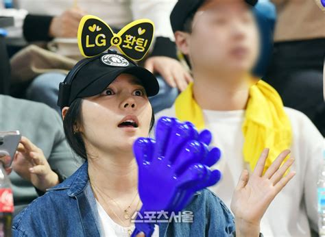 [포토]한가인 ‘lg 홧팅