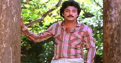 நடிகர் மோகனின் வாழ்க்கையை நாசமாக்கிய நடிகை யார் தெரியுமா மோகனிற்கு