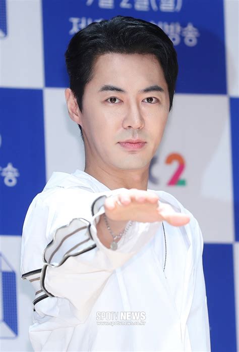 단독 전진 9월13일 승무원과 3년 연애끝에 결혼신화 두번째 품절남종합