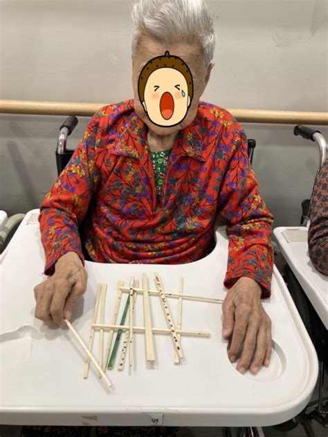 젓가락 쌓기 활동 갤러리 보람요양원