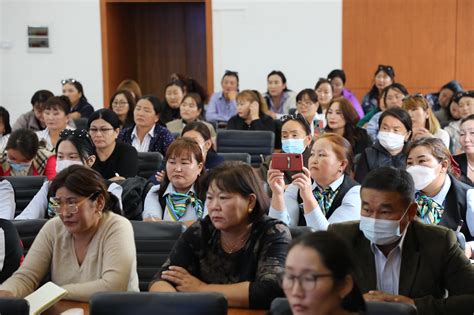 “ДОТУУР БАЙРАН ДАХЬ ХҮҮХЭД ХАМГААЛАЛ” СУРГАЛТЫГ ЗОХИОН БАЙГУУЛЖ БАЙНА
