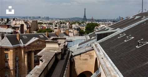 건물 옥상에서 바라본 도시 모습 사진 Unsplash의 무료 파리 이미지