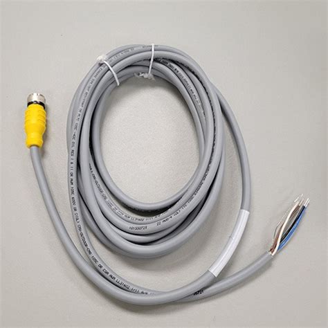 Pfa Pnp Low Profile Sensor Cable Straight E4fs 4m 160 In Pfa Inc