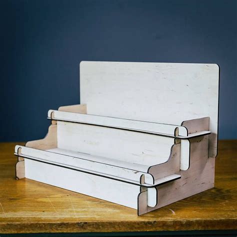 Стійка для товару з фанери Торговий стелаж горка для вітрини Торгова полиця для ярмарки на 2