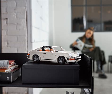 Игрален комплект конструктор ЛЕГО Icons 10295 - Porsche 911 | КОМСЕД