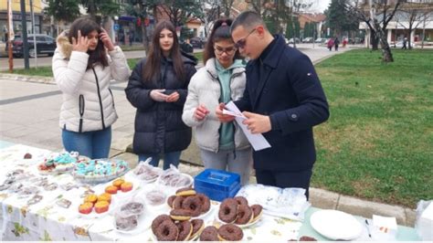 Ученици от Монтана започнаха кампания в помощ на болна жена