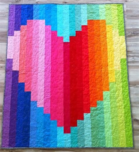 97 Jelly Roll Quilt Patterns