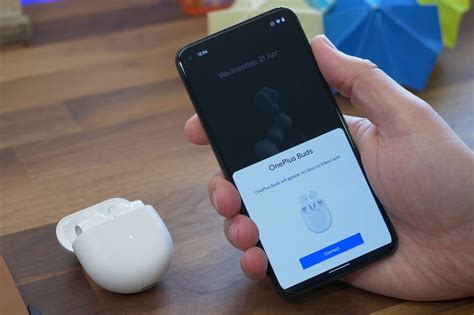 How To Easily Connect Wireless Headphones To IPad