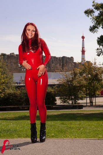 Lara Larsen Laralarsenfun Lauralarsen95 Nude OnlyFans The Fappening Plus