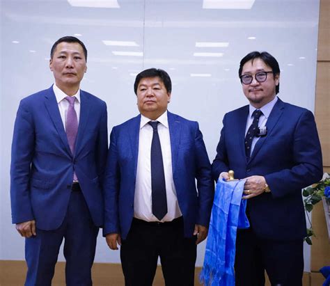 Дарханы төмөрлөгийн үйлдвэрийн гүйцэтгэх захирлаар Г Дугаржавыг томиллоо